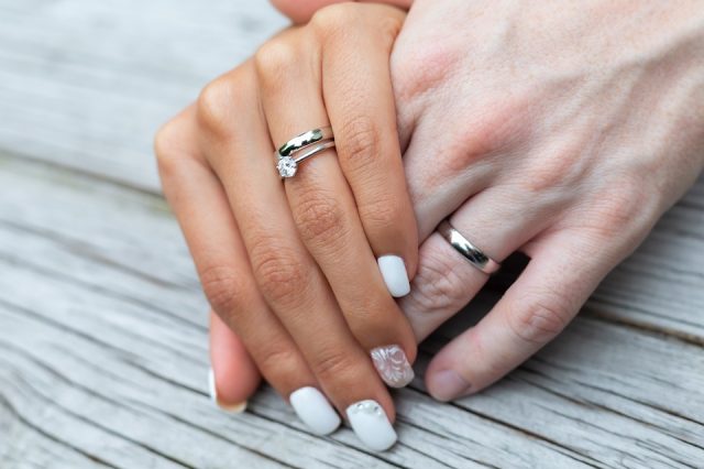 Platinum vs. Titanium for Engagement and Wedding Rings – Which Is Better?