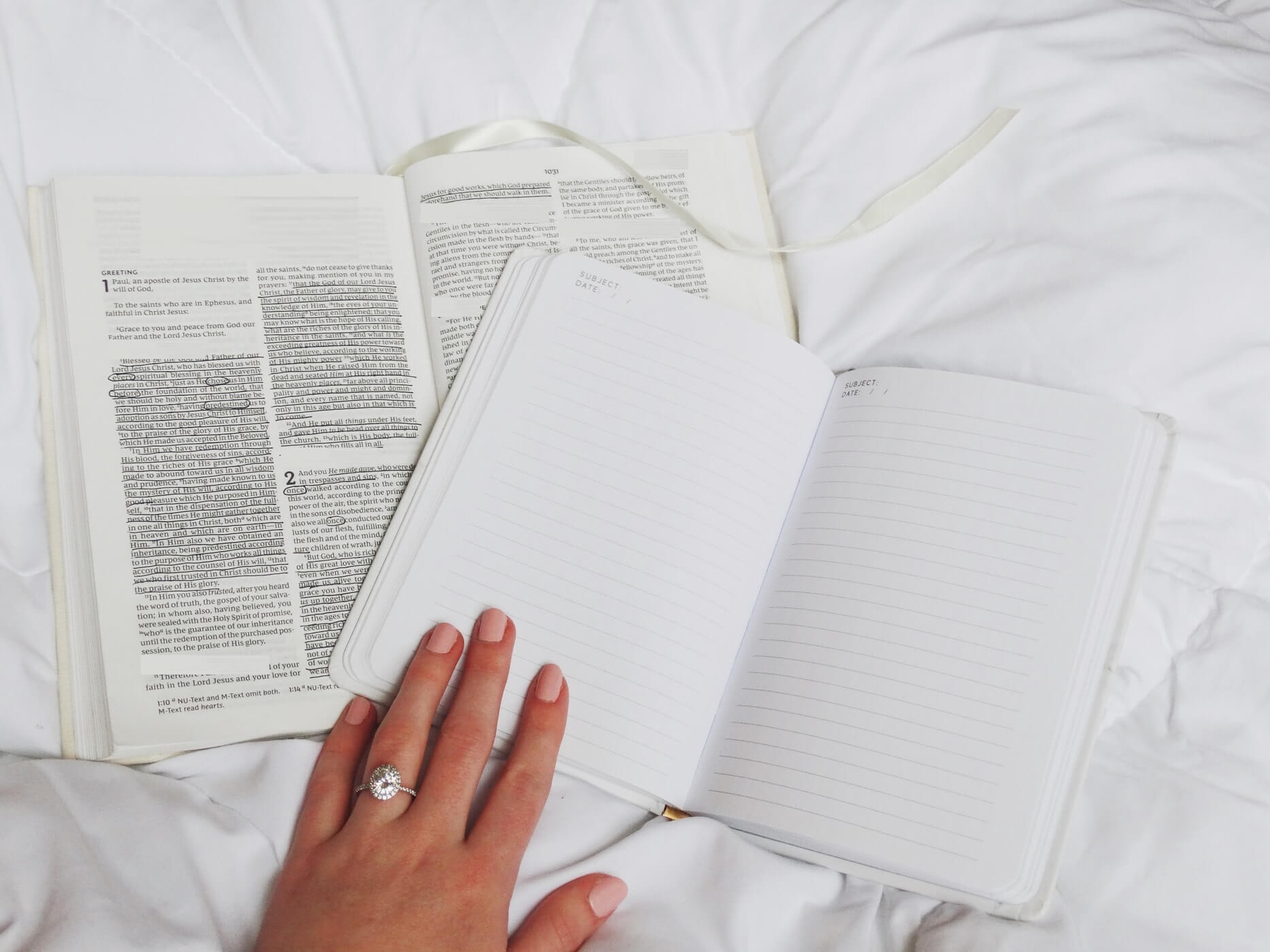 The Basics of 2 Carat Diamonds Explained (Size, Price and 4Cs)