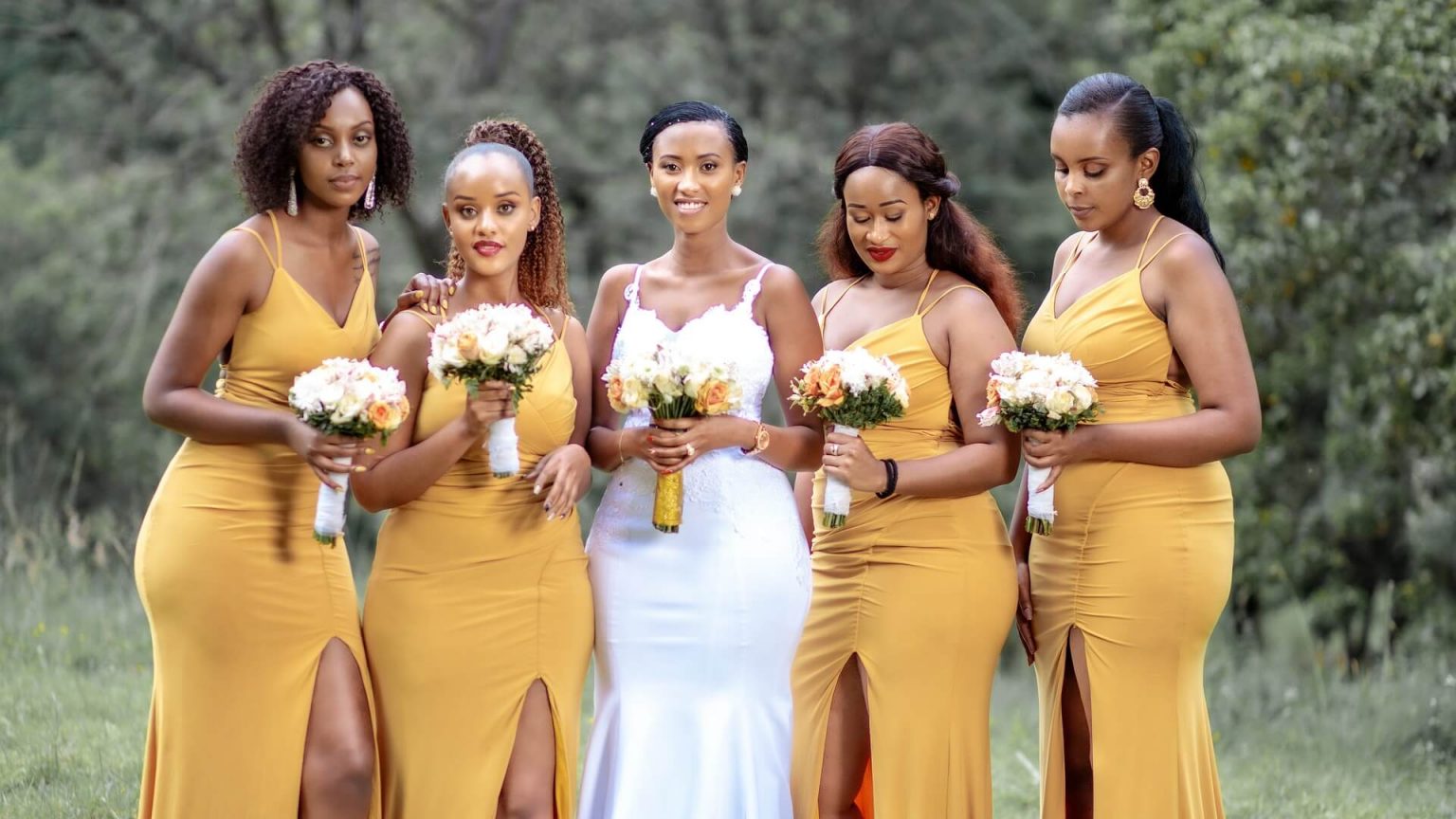 How to Choose Your Bridesmaids’ Dresses – The Ultimate Guide