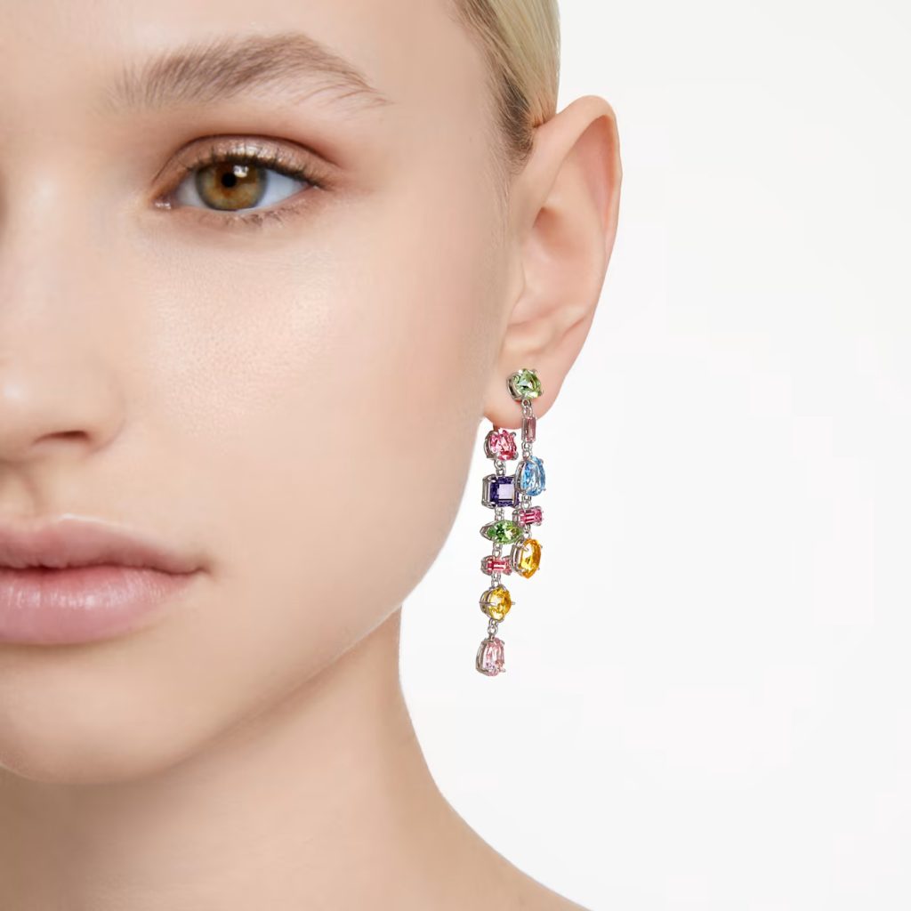 Swarovski Jewelry – Is It Worth the Hype?
