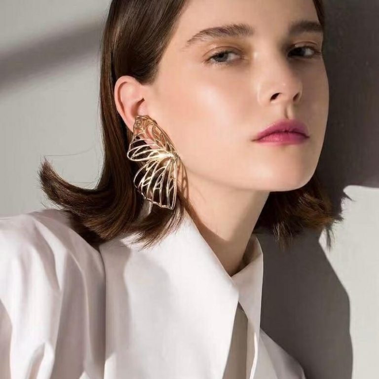 12 Best Earrings for Stretched/Big Earlobes